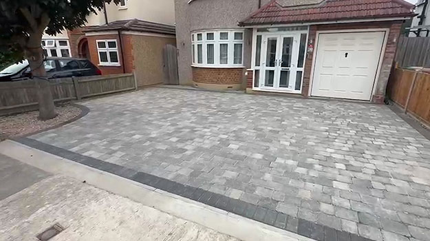 Tobermore Block Paving Driveway Epsom | Block Paving | Driveway ...